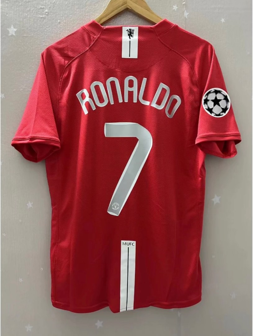 Manchester United 07/08 home jersey, Men's Fashion, Activewear on Carousell