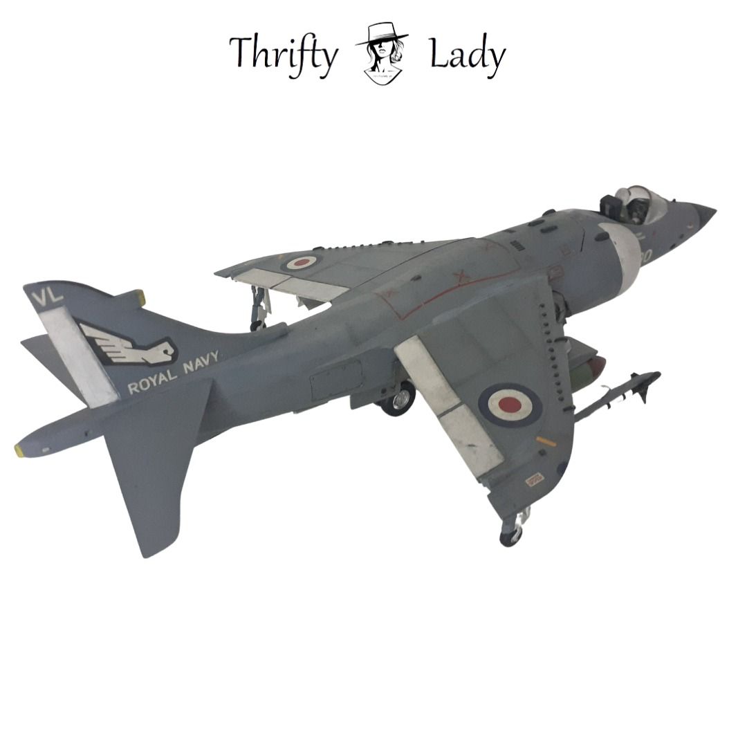 Model Plane Collectible: Harrier VTOL (Vertical Take-Off & Landing ...