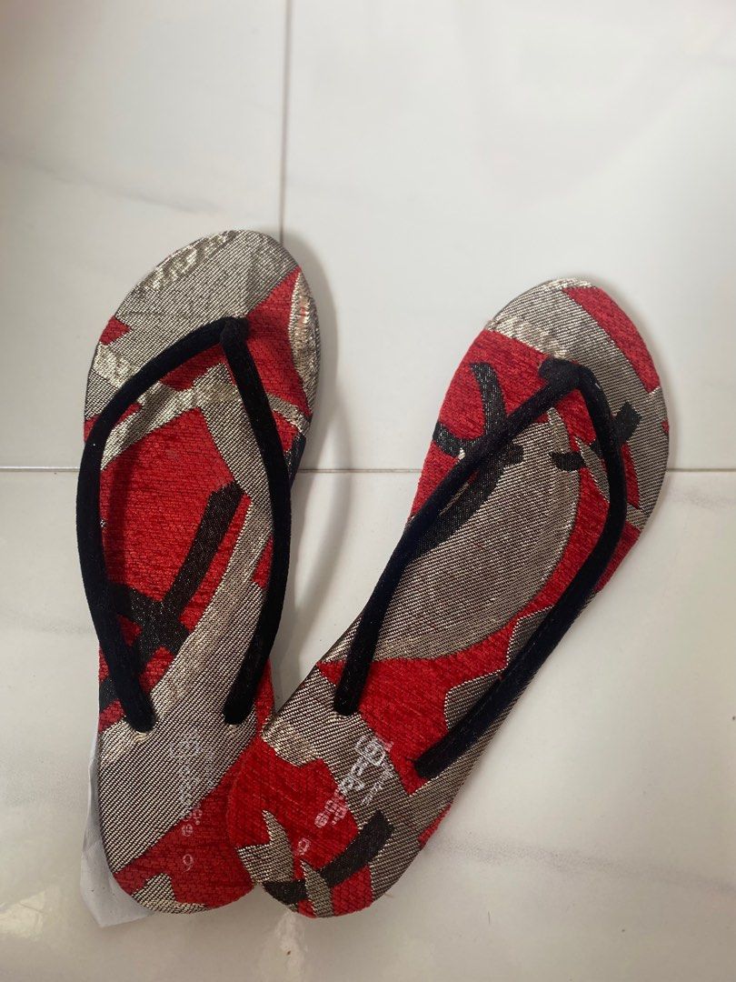 Myanmar Traditional Slipper, Women's Fashion, Footwear, Flats on Carousell