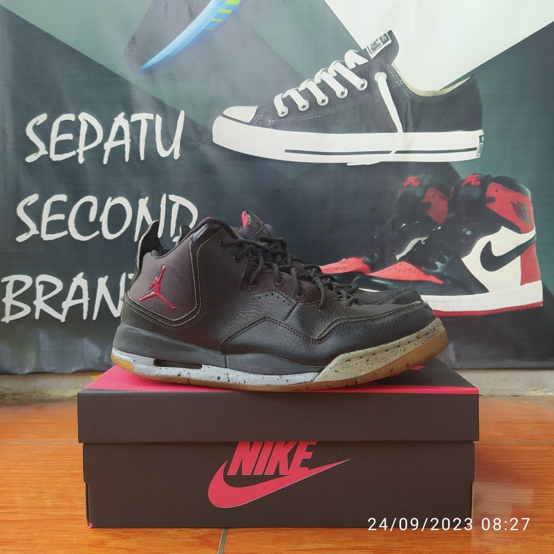 Nike Air Jordan Courtside 23, Fesyen Pria, Sepatu , Sneakers di Carousell