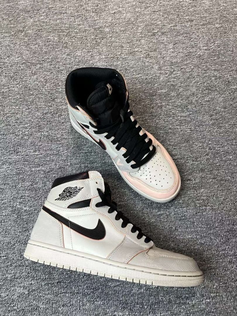 Nike Jordan Air Jordan 1 Retro High OG Light Bone, 男裝, 鞋, 波鞋 - Carousell