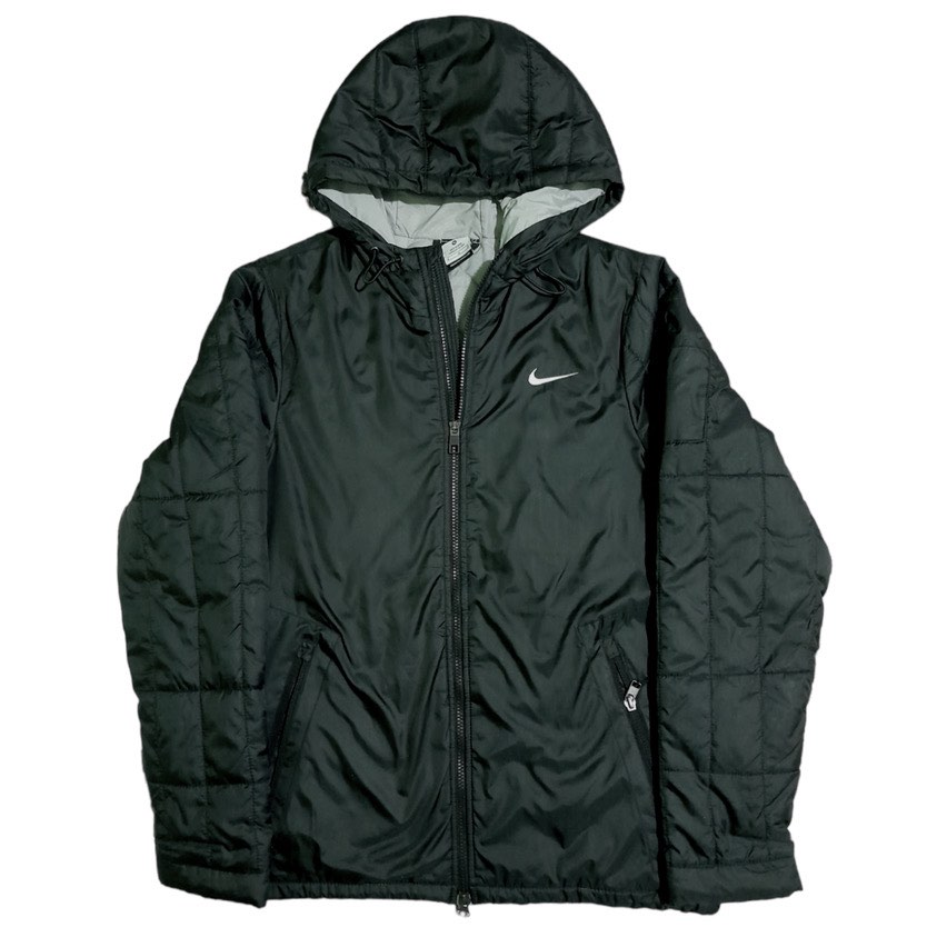 Nike puffer jacket, Men's Fashion, Activewear on Carousell