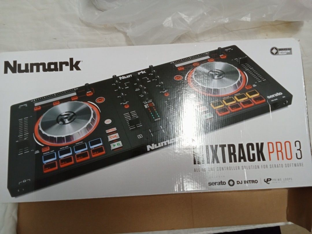 Numark DJ Console, Everything Else on Carousell
