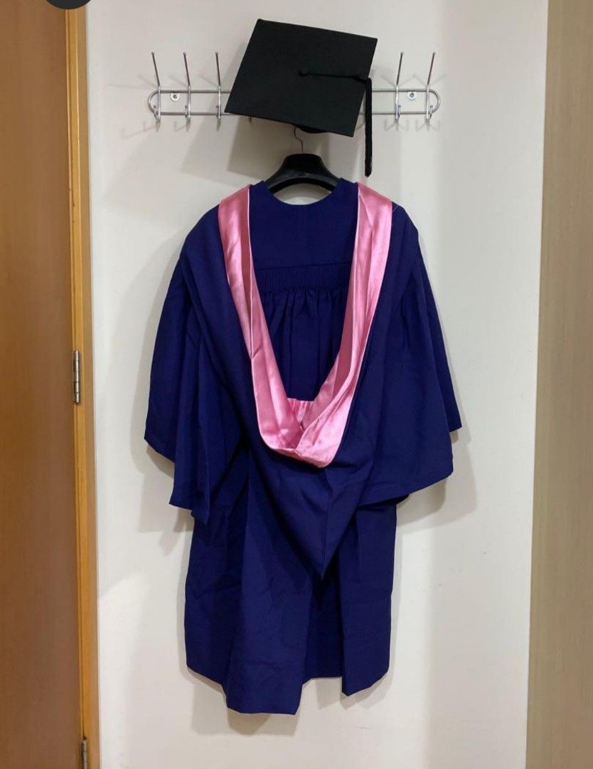 NUS Graduation Gown - XS - Arts (pink), Women's Fashion, Dresses & Sets ...