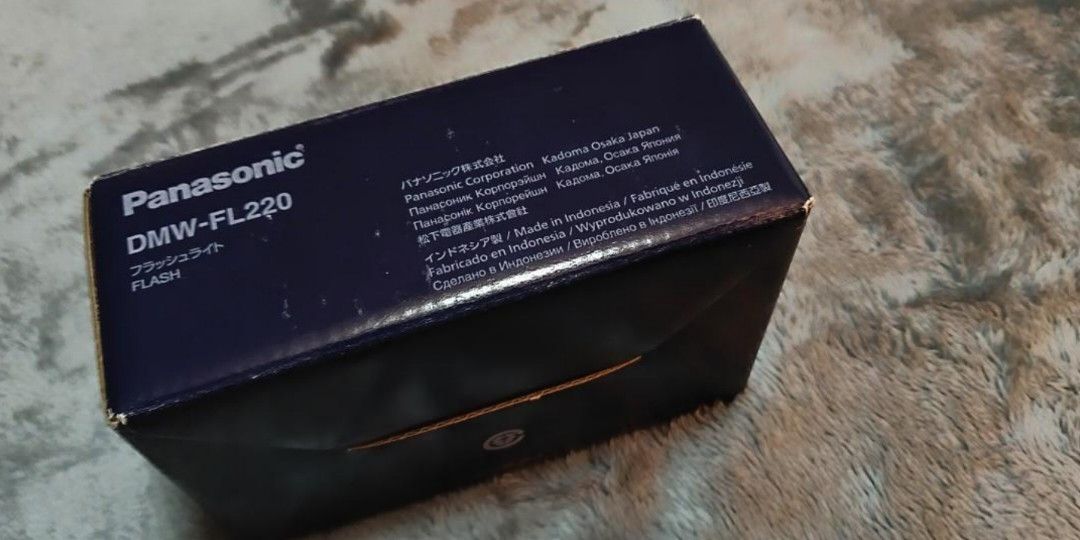 Panasonic Lumix DMW-FL220 External Camera Flash Unit for Panasonic and ...