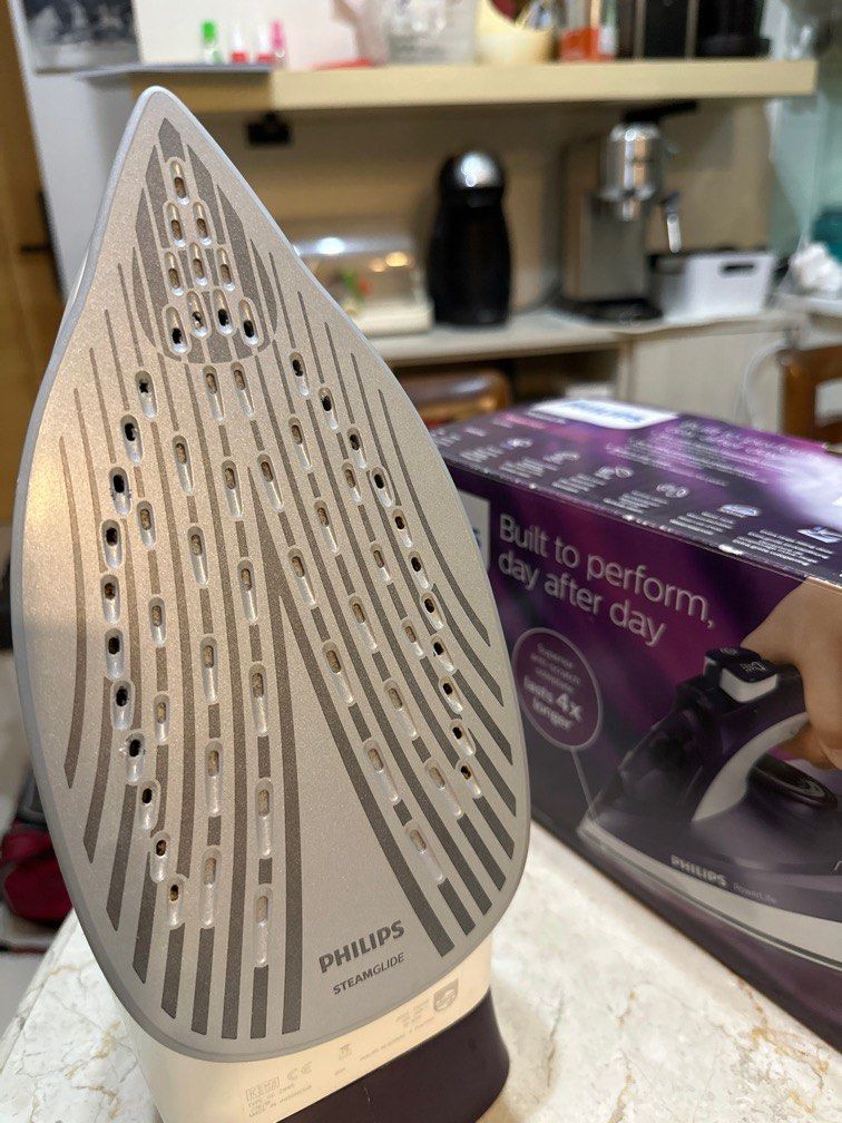 Philip power Life Steam Iron for sale, TV & Home Appliances, Irons ...