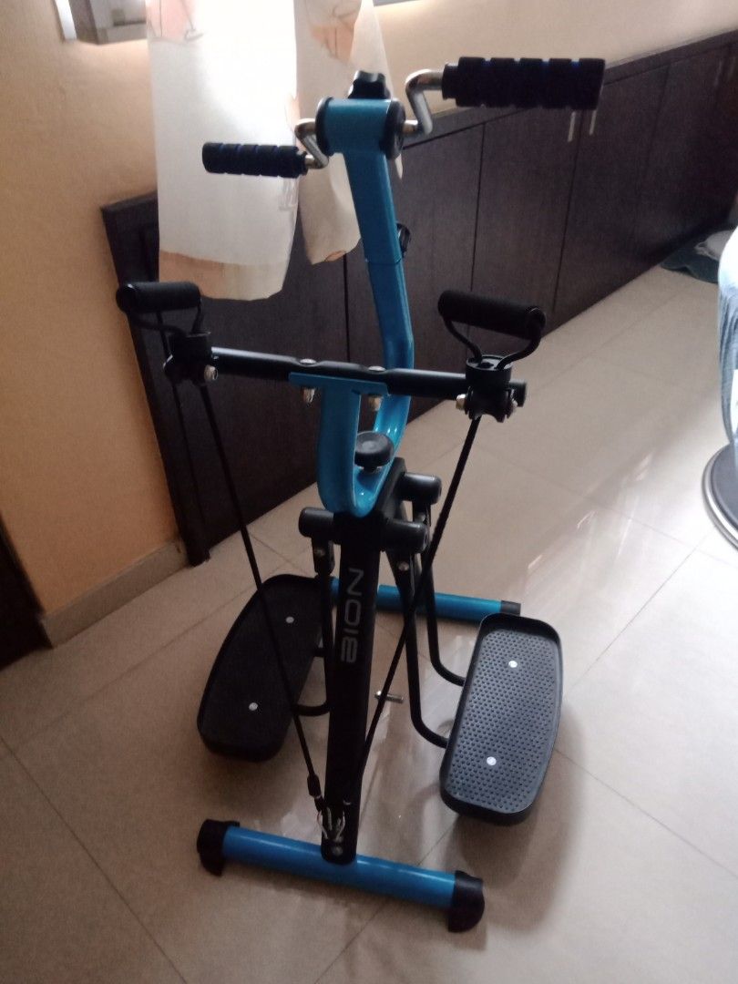 Physiotherapy exercise machine, Sports Equipment, Exercise & Fitness ...