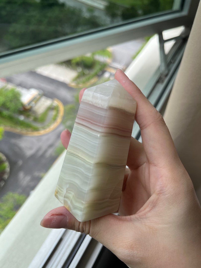 pink banded calcite tower, Hobbies & Toys, Memorabilia & Collectibles ...