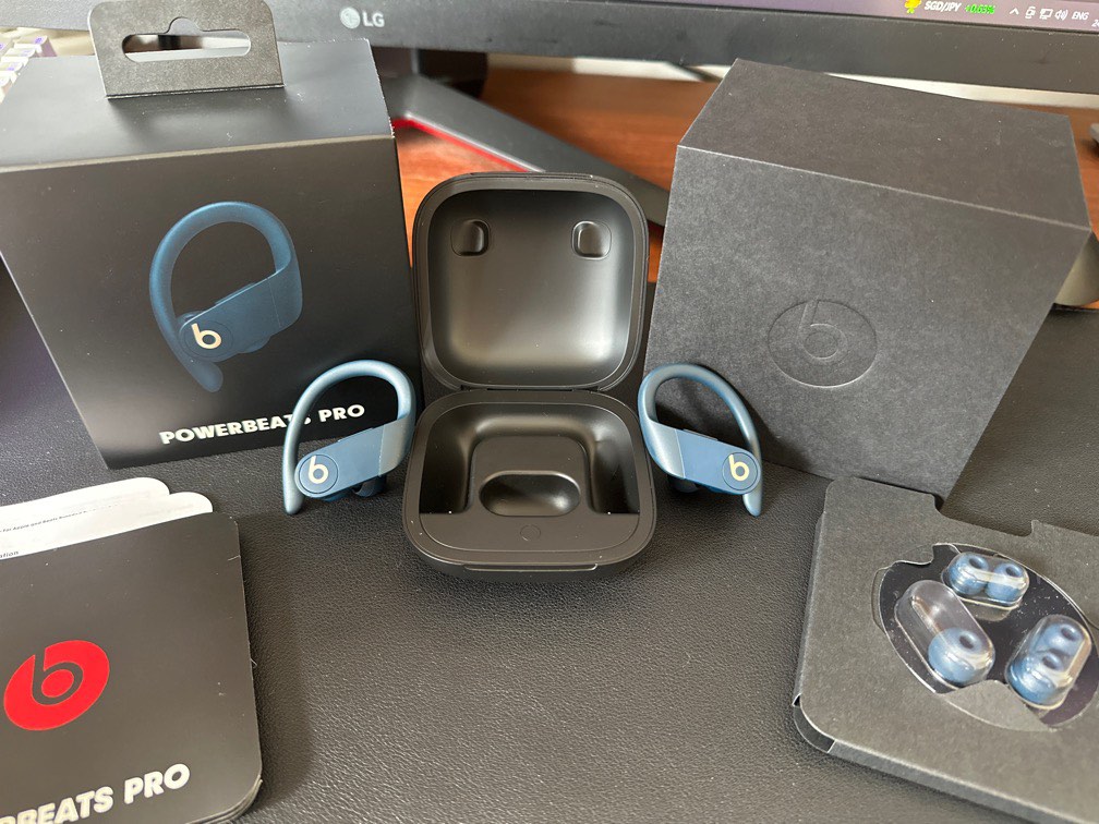 Powerbeats Pro Navy Blue, Audio, Earphones on Carousell