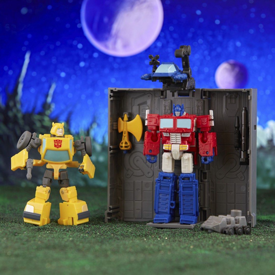 PREORDER Transformers legacy core class Optimus Prime and Bumblee ...