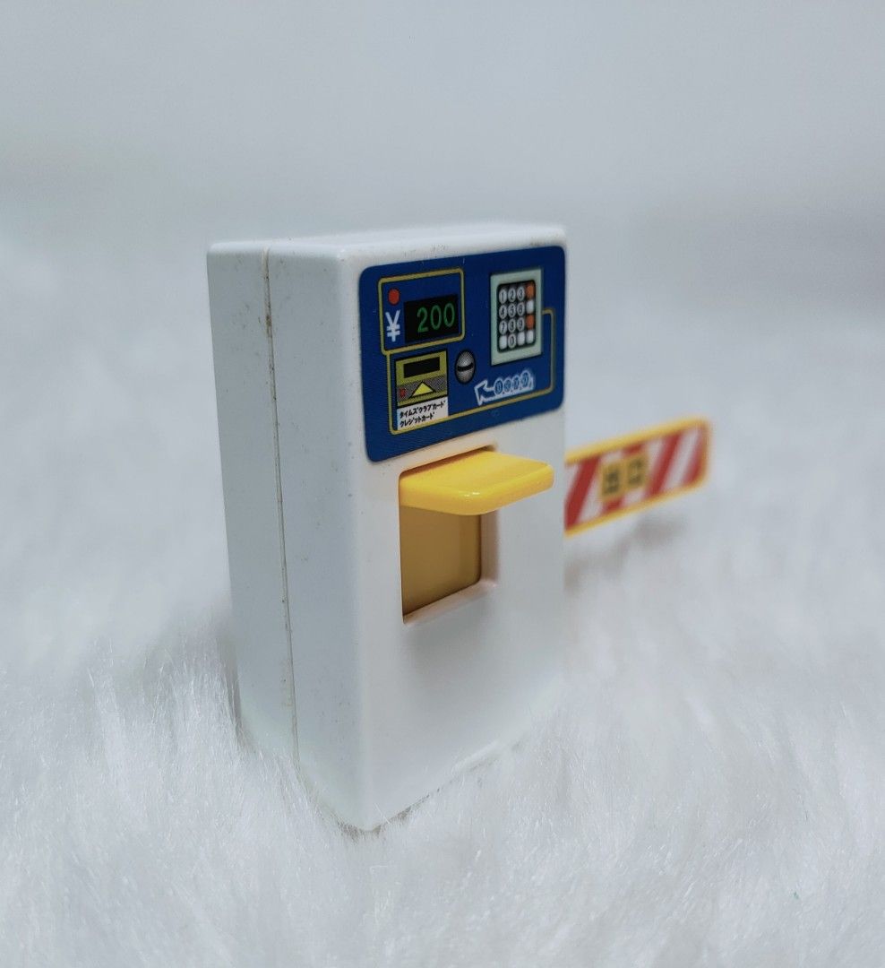 Realistic Collectible Miniature Toll Booth with Barrier, Hobbies & Toys ...