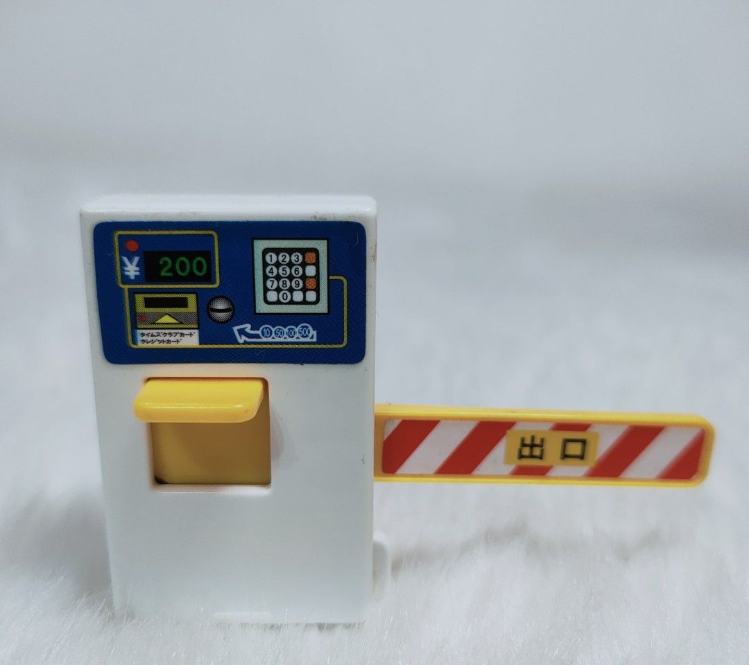 Realistic Collectible Miniature Toll Booth with Barrier, Hobbies & Toys ...