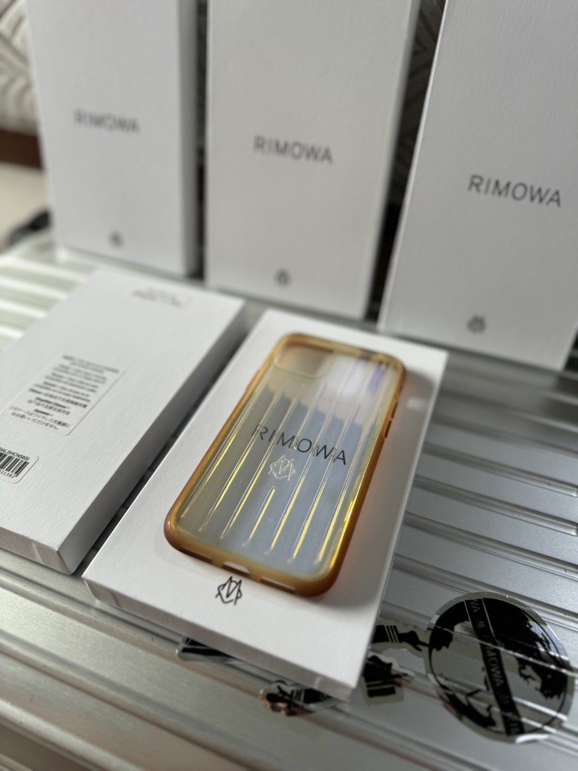 Rimowa IPhone 11 PRO silver Aluminium case, Mobile Phones & Gadgets ...