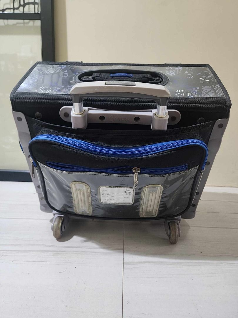 Robby Trolley School Bag for Boys (Rectangular), Hobbies & Toys ...