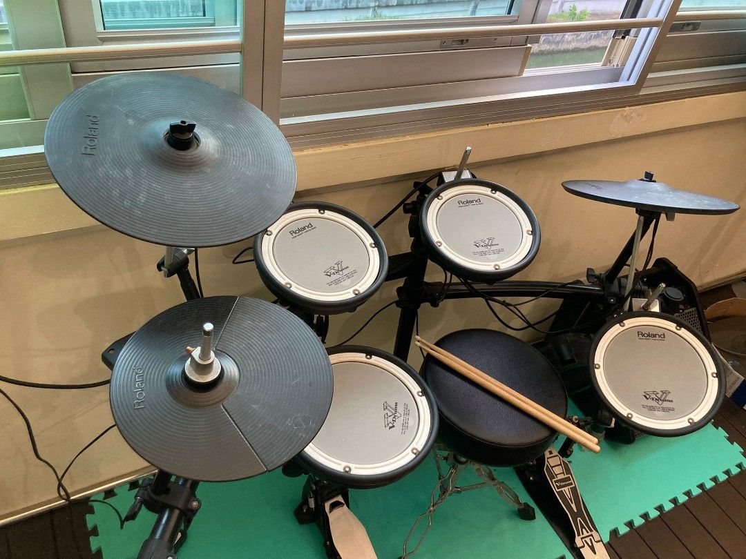 Roland TD-11KV Electronic V-Drums V-Compact Series Kit Set with Drum Throne, Hobbies & Toys ...