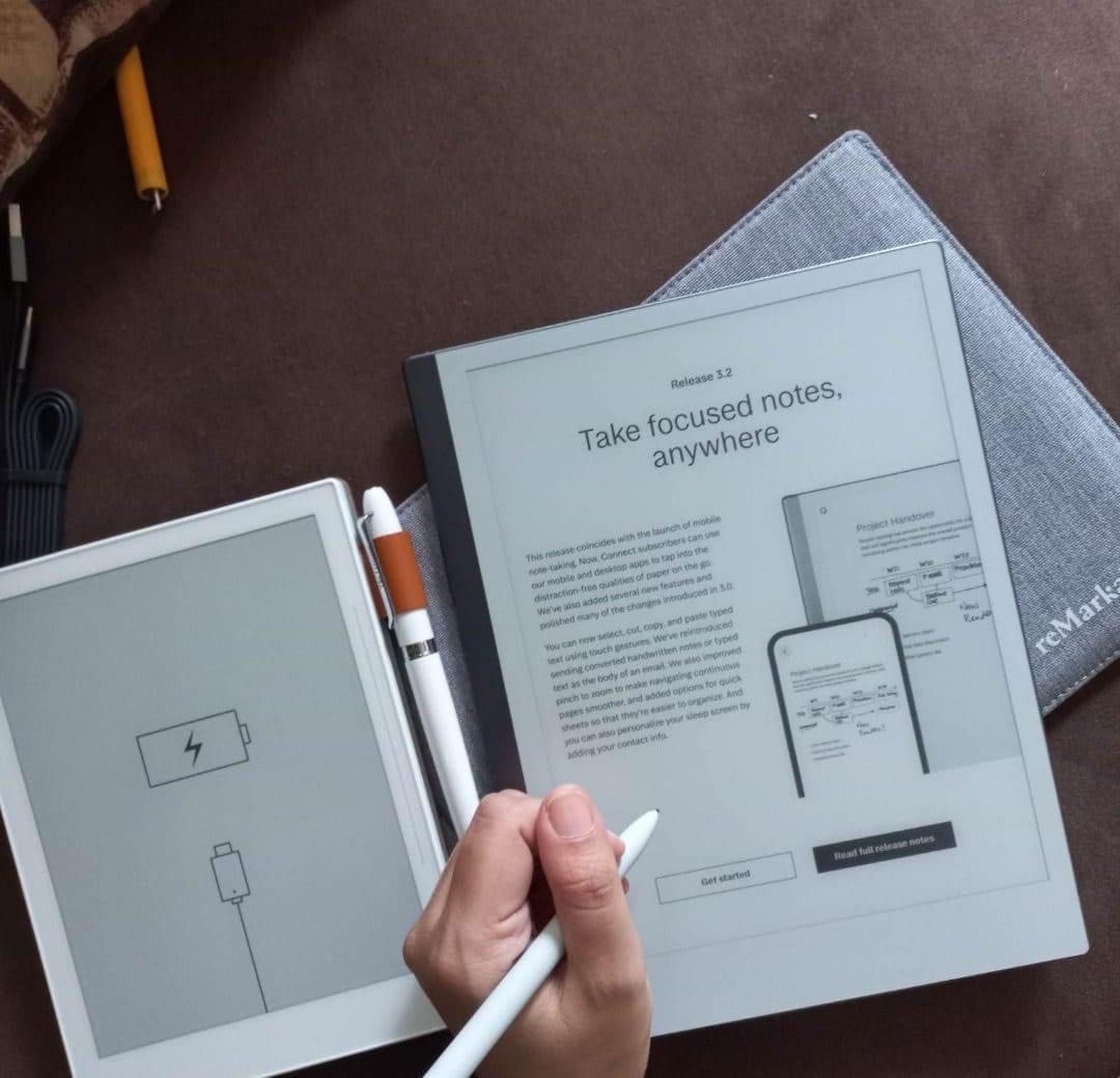 Rush! Remarkable 2 E-ink notetaking tablet, Mobile Phones & Gadgets, E ...