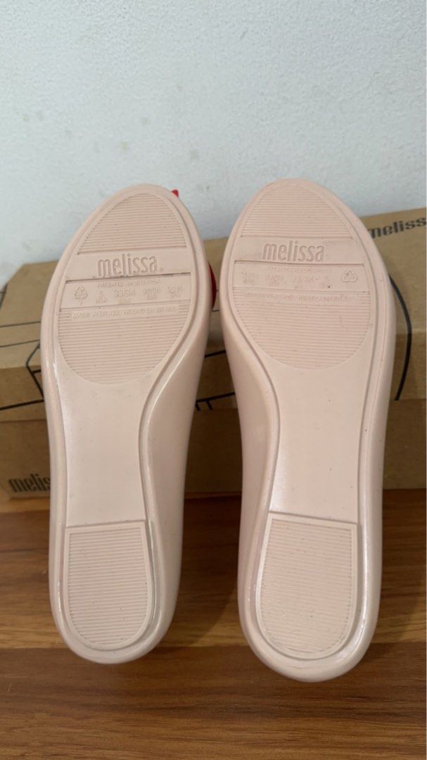 Sepatu Melissa Heart, Fesyen Wanita, Sepatu di Carousell