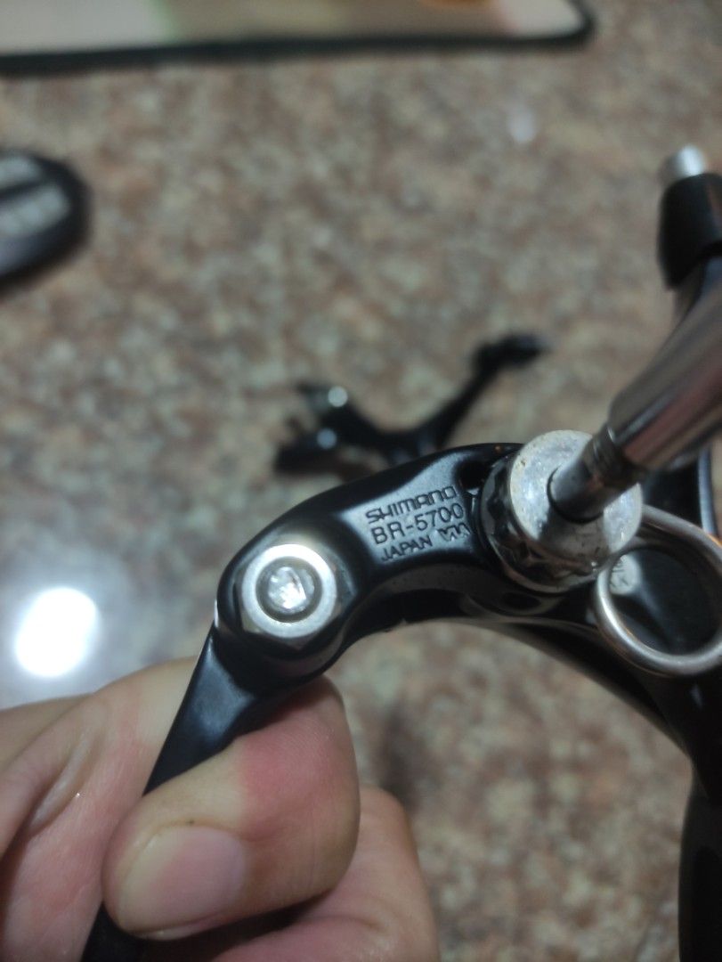 Shimano 105 RIM brake calipers, Sports Equipment, Bicycles & Parts ...