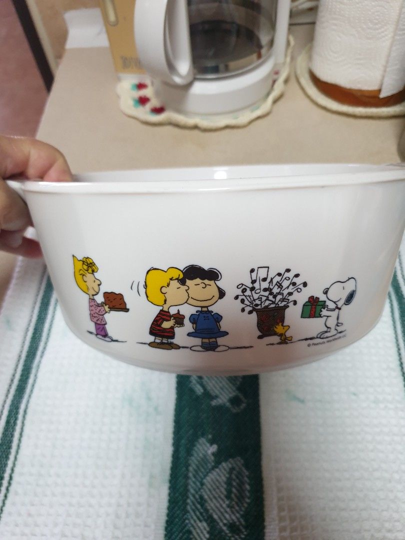 Snoopy casserole corningwares, Furniture & Home Living, Kitchenware ...