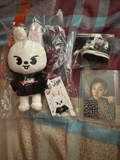 Stray Kids Pilot Leebit plushie with Rockstar Nemo POB, Hobbies & Toys ...