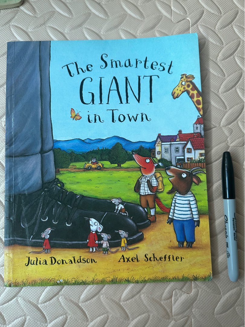 The Smartest Giant in Town | Julia Donaldson, Hobbies & Toys, Books ...