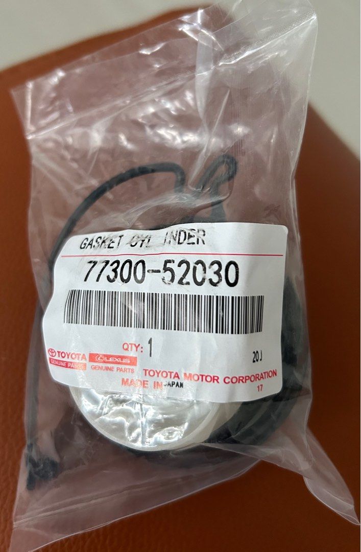 Toyota Fuel Cap, Car Accessories, Accessories on Carousell