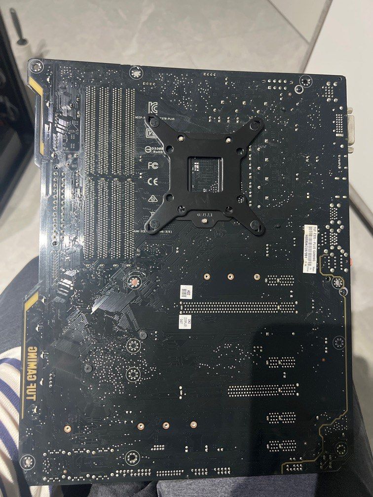 TUF Gaming Z370 MB with Intel Core i5-8600K CPU and 2x16GB G Skill Trident Z Neo RGB DDR4 ...