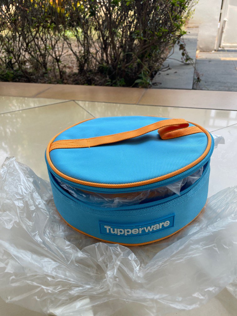 Tupperware lunch box, Kitchen & Appliances di Carousell