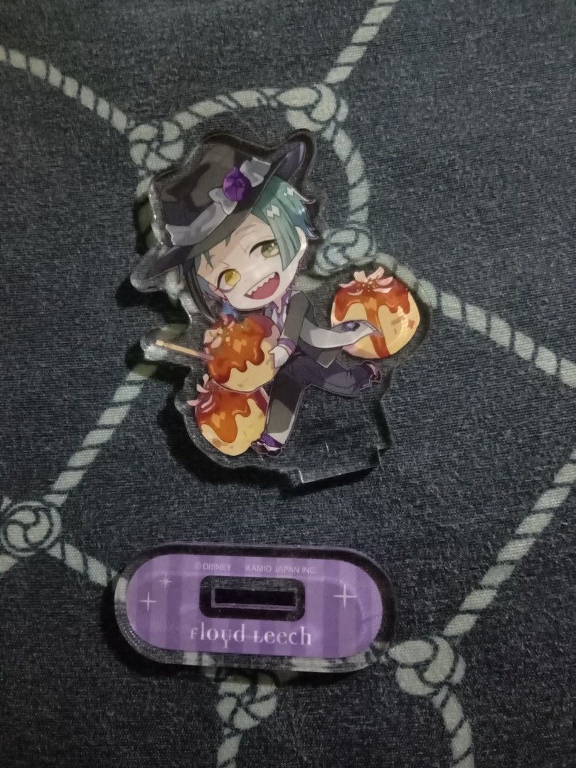 Twisted Wonderland merch, Hobbies & Toys, Toys & Games on Carousell