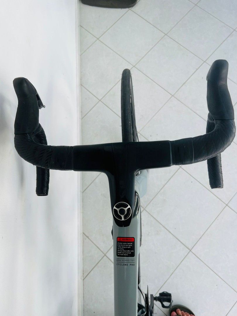 Twitter Cyclone Pro Full Carbon Road Bike, Sports Equipment, Bicycles ...