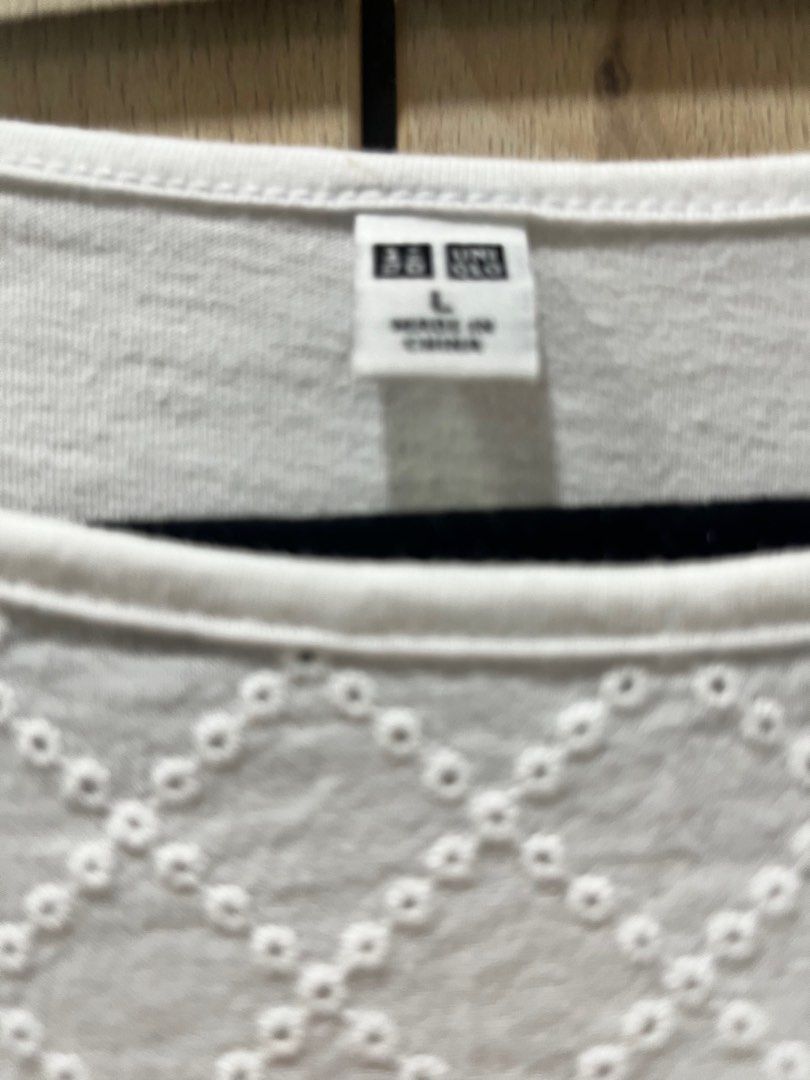 Uniqlo white top, Women's Fashion, Tops, Blouses on Carousell