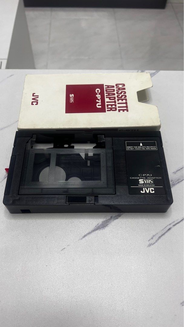 VHS-C TO S-VHS adapter, 家庭電器, 其他家庭電器 - Carousell