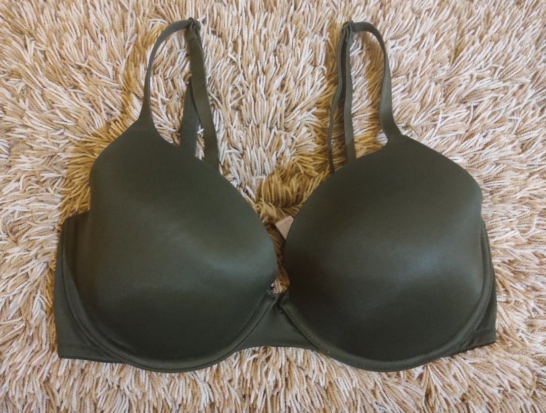 Victorias Secret Bra 32DD, Women's Fashion, Undergarments & Loungewear ...