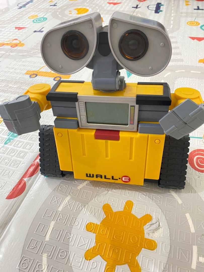 Vtech Wall- E Rare! working, Hobbies & Toys, Toys & Games on Carousell