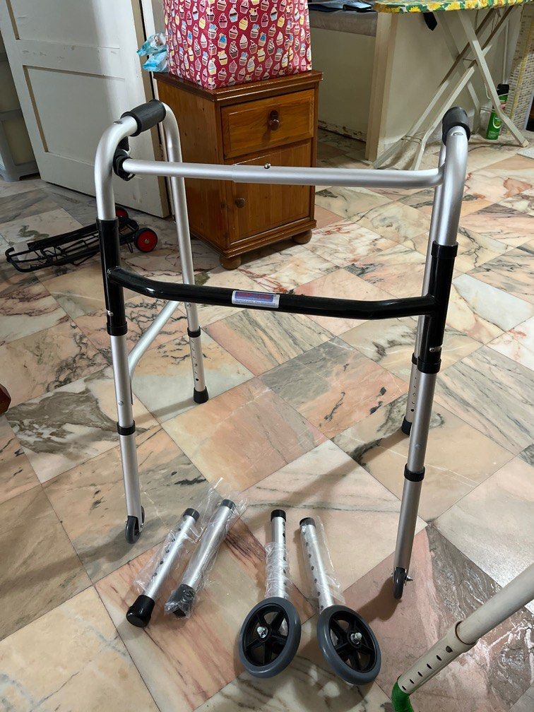 Walking Frame with wheels, Health & Nutrition, Assistive & Rehabilatory ...