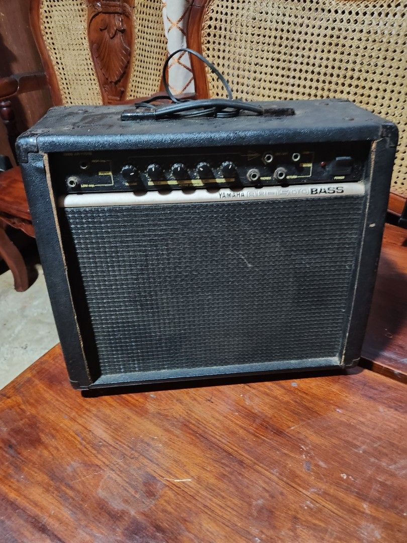 Yamaha TRBX174 bass and Yamaha AR1500 bass amp, Hobbies & Toys, Music ...