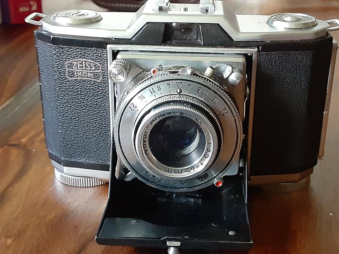 ZEISS IKON IKONTRA Film Camera 35mm, Hobbies & Toys, Memorabilia ...