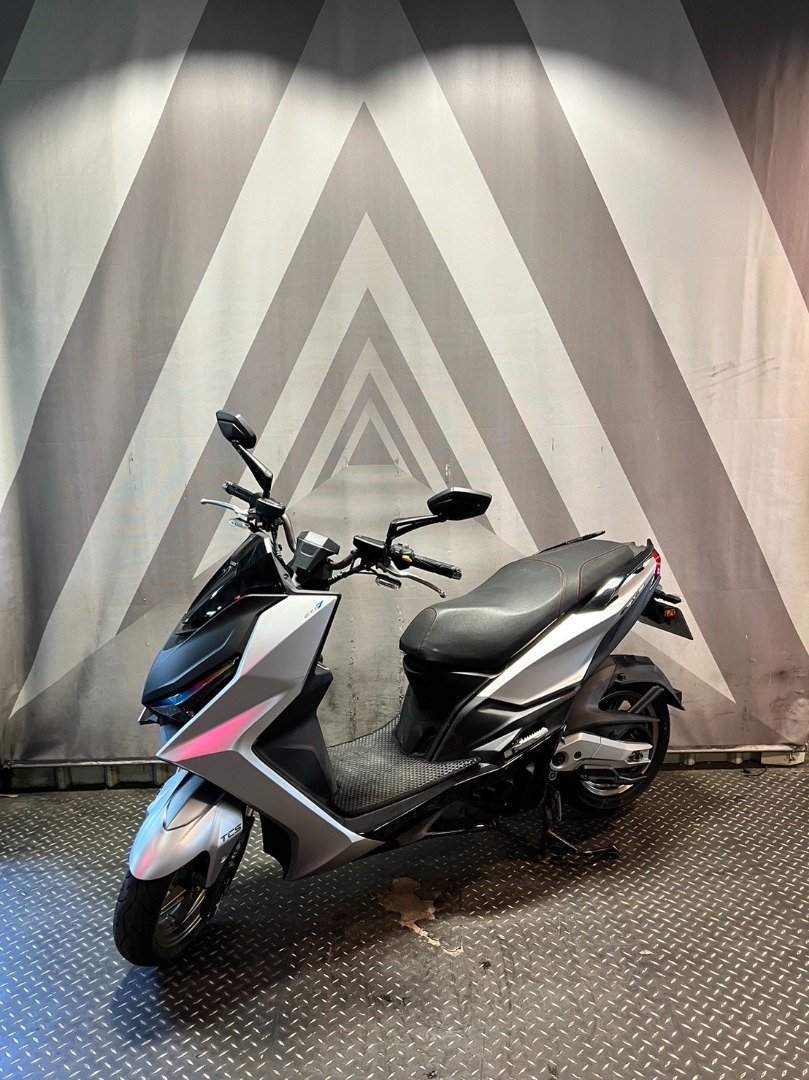 【寄售車】【0元交車】2021年 KYMCO 光陽 KRV 180 機車 ABS TCS 無鑰匙皮帶版 雙碟, 機車, 新古保固在旋轉拍賣