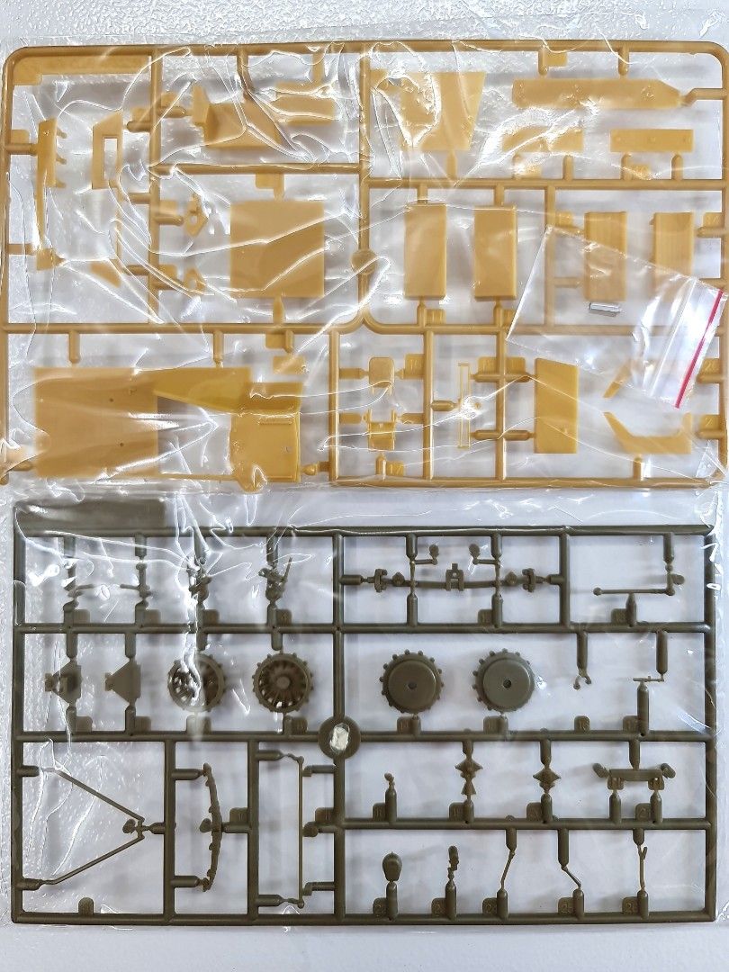 1/35 #AF35251 AFV Club German Halftrack Sd Kfz 251/9 Ausf C "Stummel ...