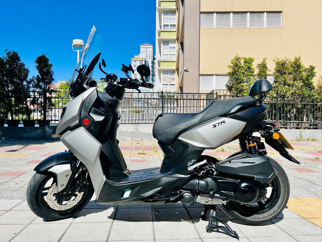 2023年 Aeon 宏佳騰 STR300 ABS 只跑一千公里 白牌價格 黃牌路權, 機車, 重機在旋轉拍賣
