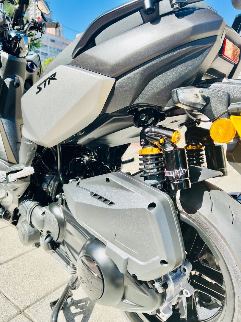 2023年 Aeon 宏佳騰 STR300 ABS 只跑一千公里 白牌價格 黃牌路權, 機車, 重機在旋轉拍賣