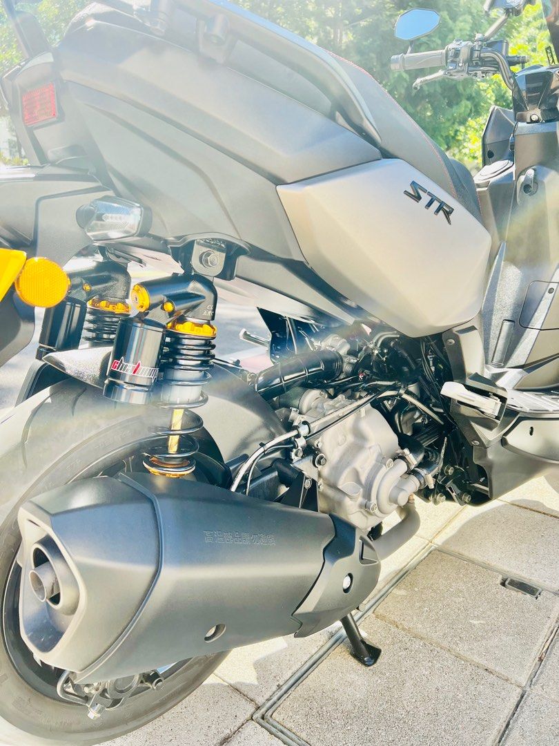 2023年 Aeon 宏佳騰 STR300 ABS 只跑一千公里 白牌價格 黃牌路權, 機車, 重機在旋轉拍賣