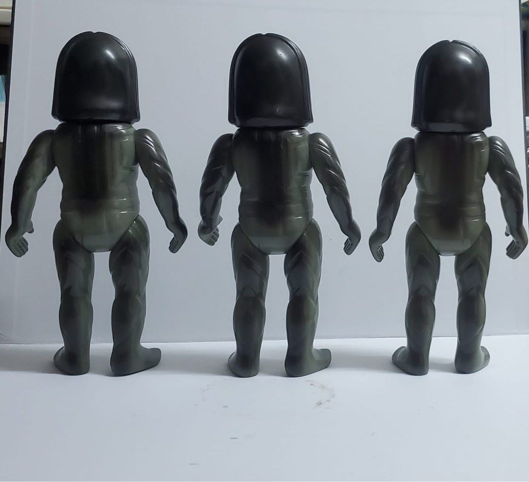 罕有 M1 號 懷舊搪膠 達達星人Set sofubi, 興趣及遊戲, 玩具 & 遊戲類 - Carousell