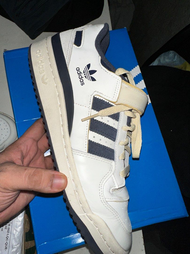 Adidas Forum 84 Low, Men's Fashion, Footwear, Sneakers on Carousell