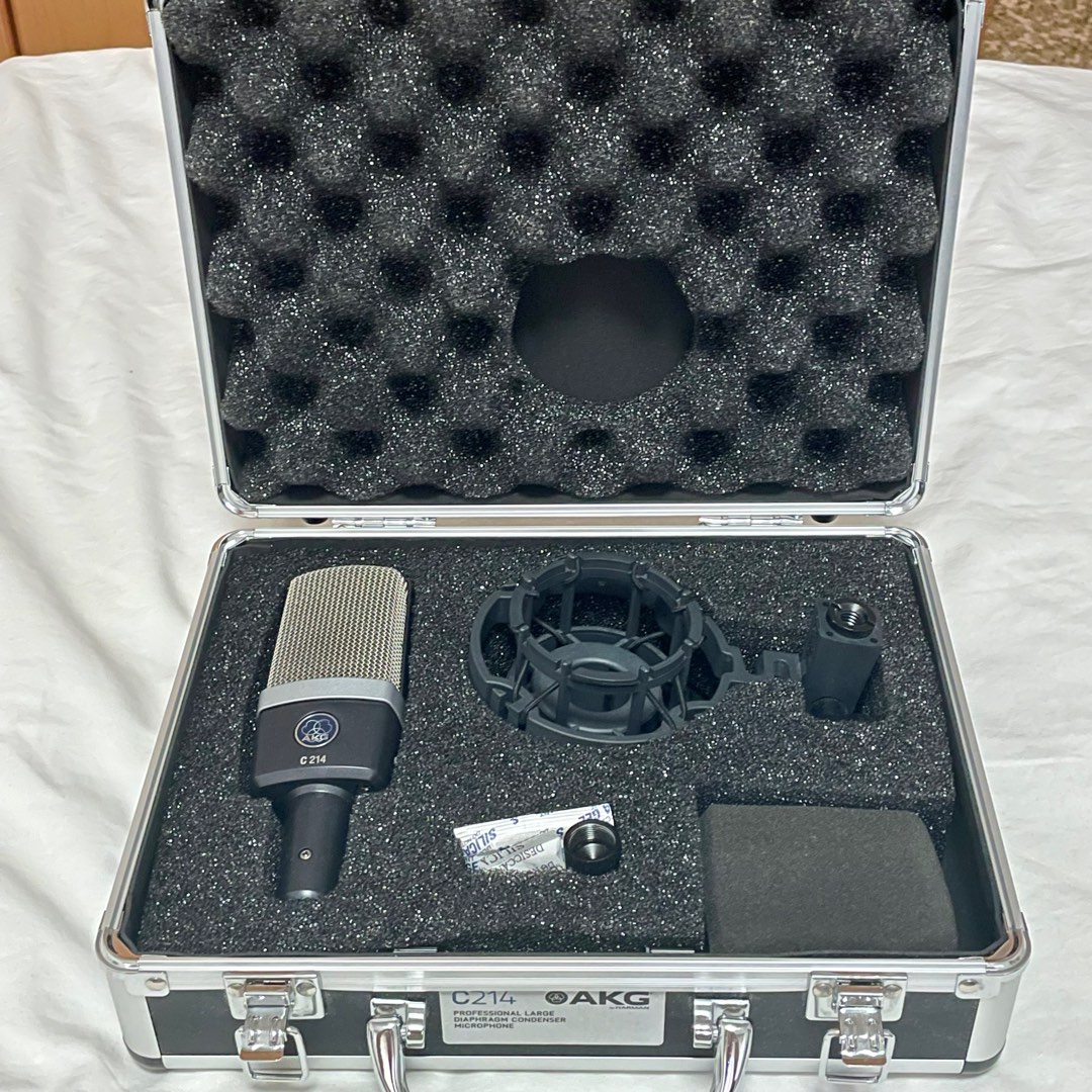 AKG C214 Professional Condenser Microphone, Audio, Microphones on Carousell