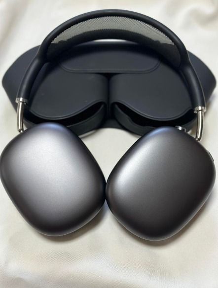 Apple Airpods max GEN1, Audio, Headphones & Headsets on Carousell