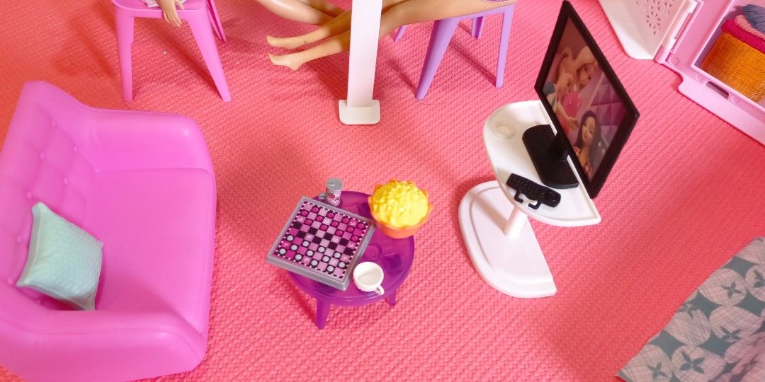Barbie House set, Hobbies & Toys, Toys & Games on Carousell