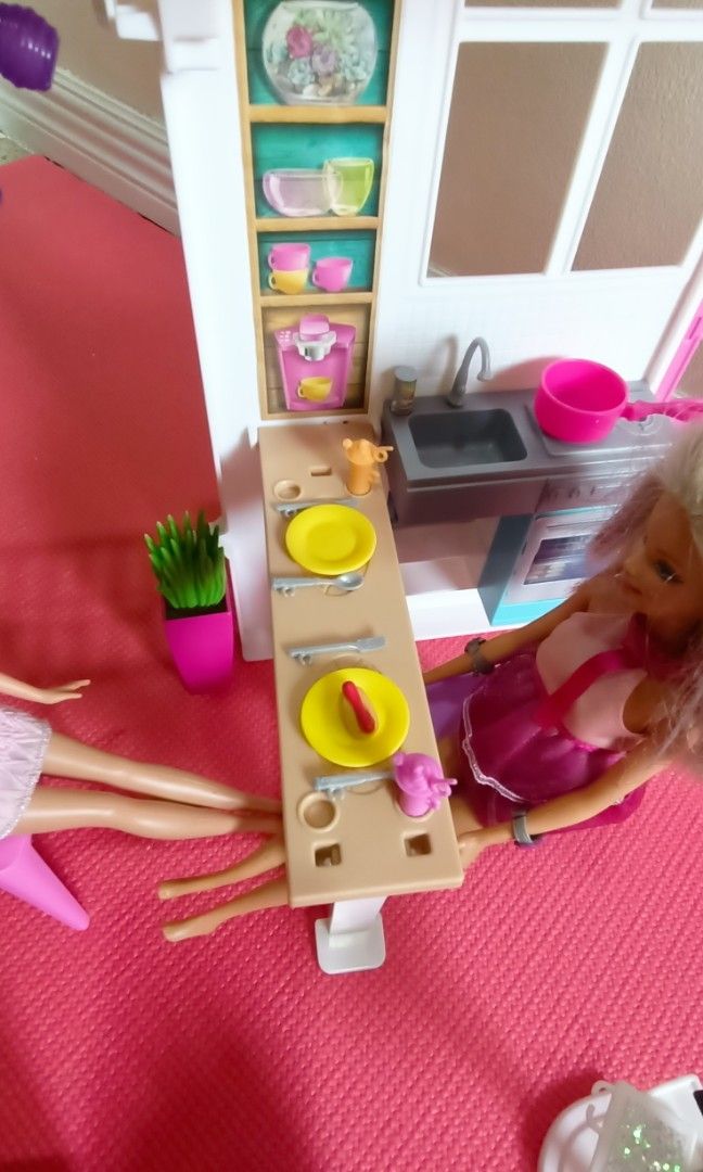 Barbie House set, Hobbies & Toys, Toys & Games on Carousell