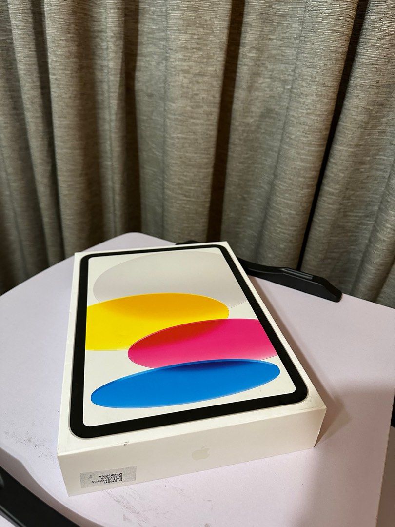 Brand new SEALED Apple iPad 256GB (10th gen), Wi-Fi only, Mobile Phones ...