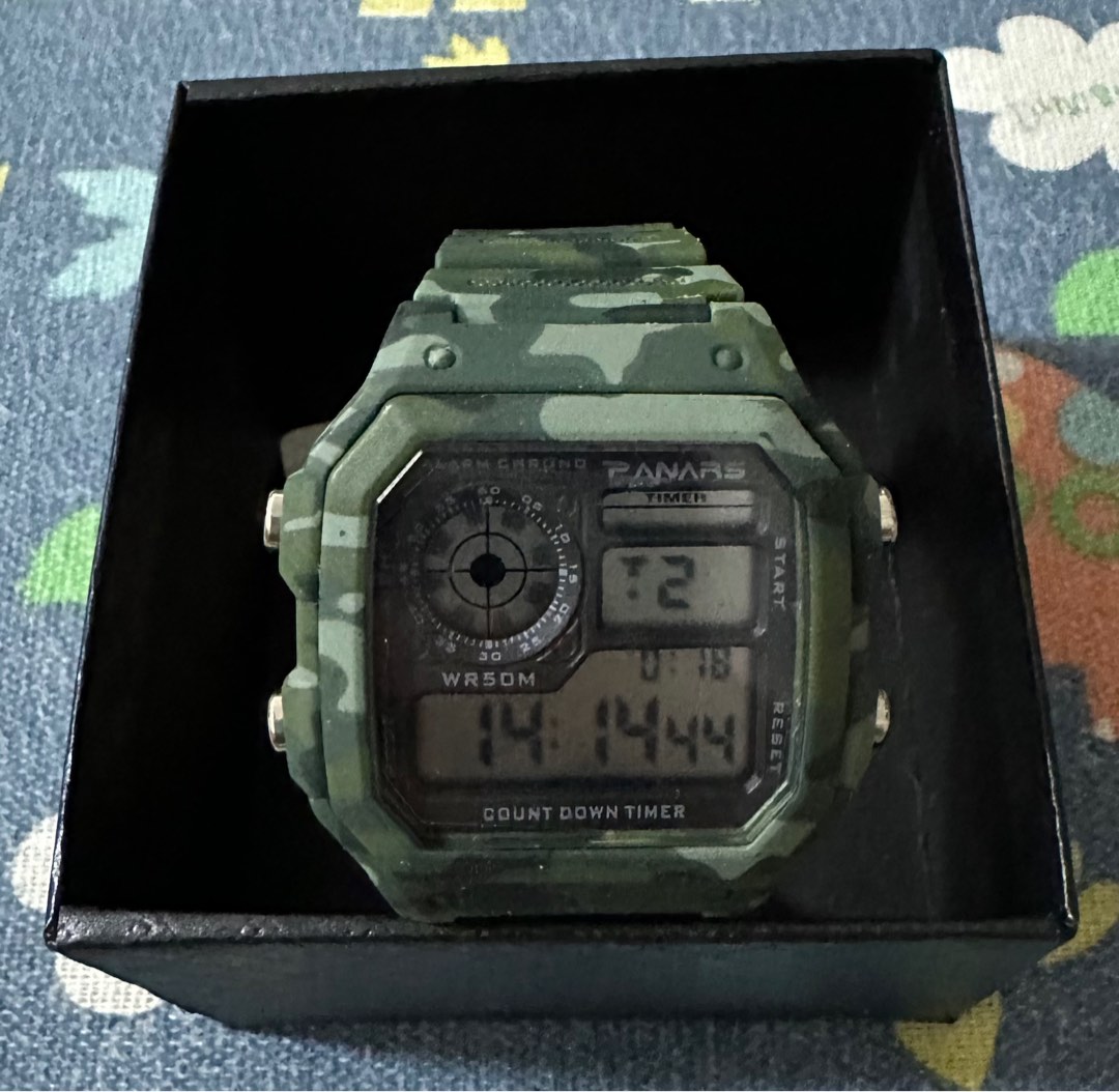 Camo Watch, Men's Fashion, Watches & Accessories, Watches on Carousell